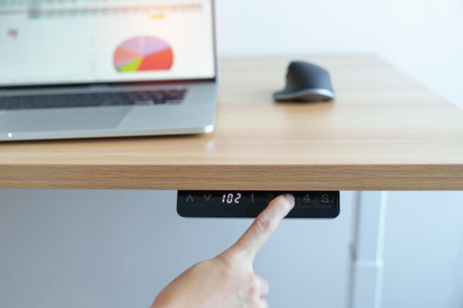 Benefits of a standing desk | Praxis42